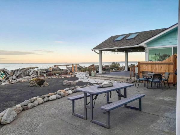 Sq Strait By The Sea - Sequim, WA