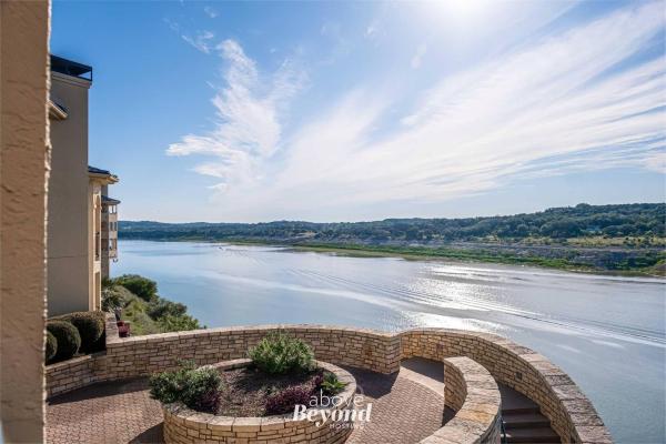 Island Lake View Resort - Lago Vista, TX