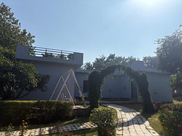 Niladri Farms - グルガーオン