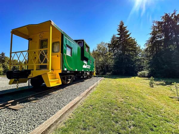 Paw Railway Getaway - 安吉利斯港