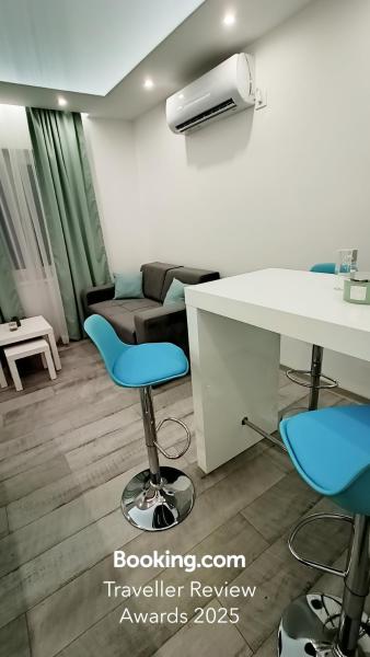 Mauna De Luxe - Sremska Mitrovica