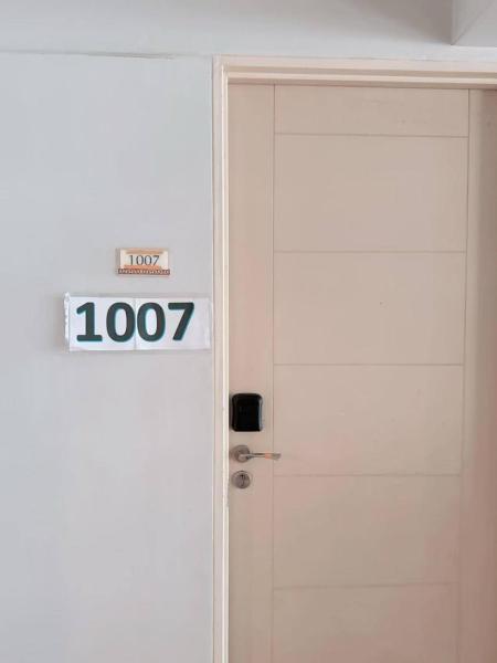 Tan Condo Fairway - Taguig