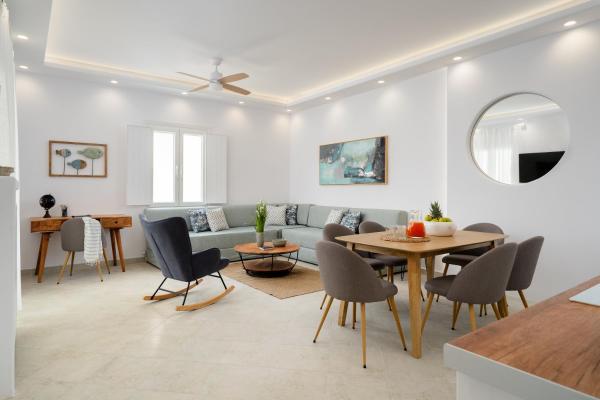 Exclusive Studio - Naxos