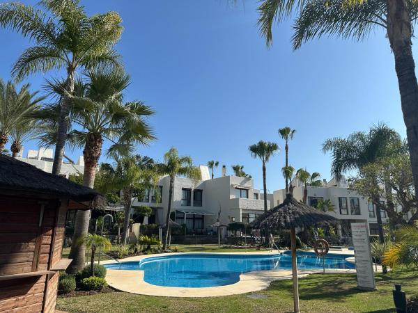 Villa Serena Marbella - Exclusive Retreat With Pool - Costa del Sol