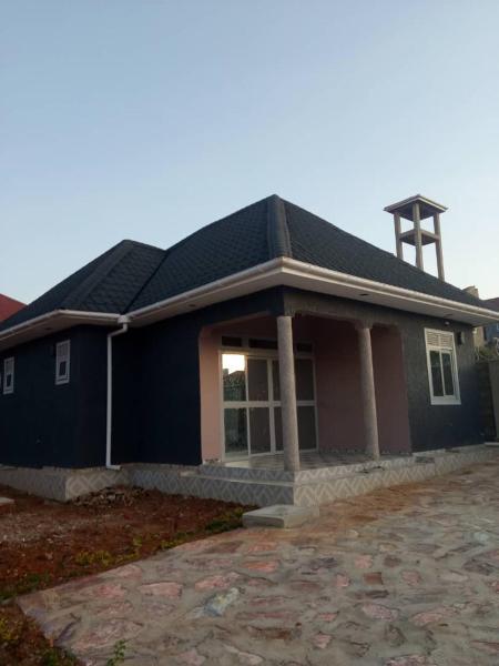 Entebbe Katabi Regency Estate - Ouganda