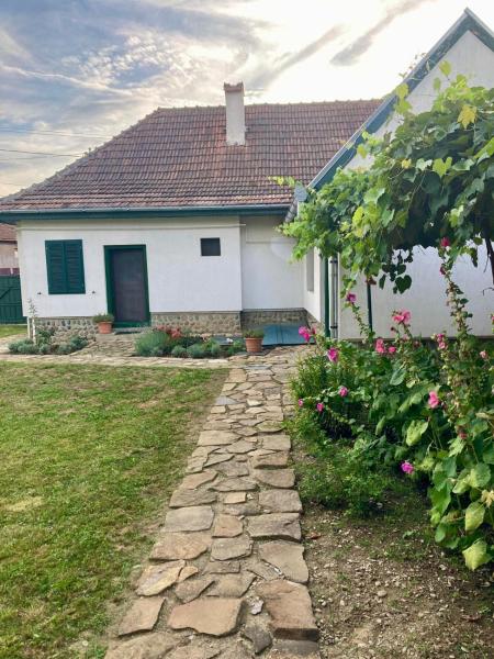 Casa Veronica - Victoria