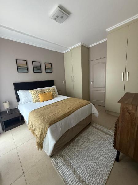 2 Bedroom Marina Bay Apartment 207 - Umhlanga