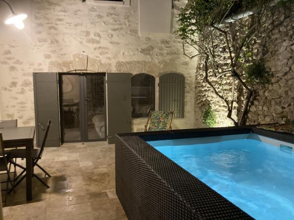 La Grange De La Chèvre D'or - L'Isle-sur-la-Sorgue