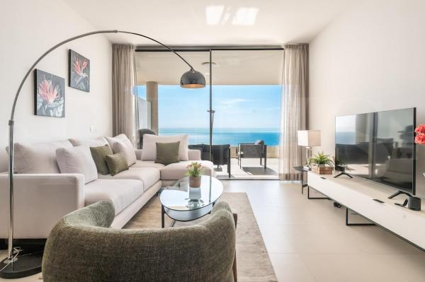 Sea View Haven With Terrace And Parking Rems - Benalmádena