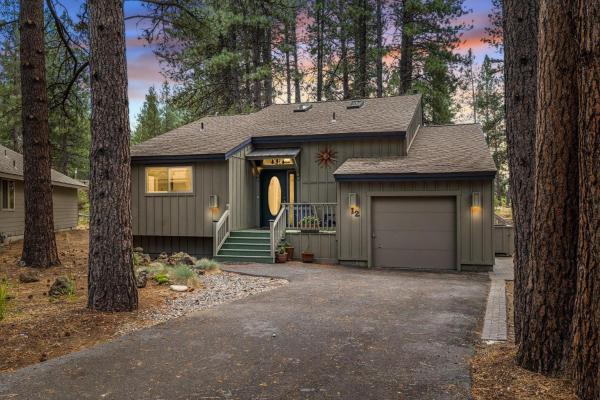 Blissful Cabin Retreat! - Sunriver, OR