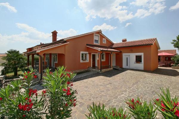 Familienfreundliches Ferienhaus Mit Pool - Izola