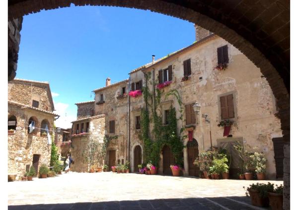 Hochwertige Wohnung Im Turm Schlösschen - Manciano