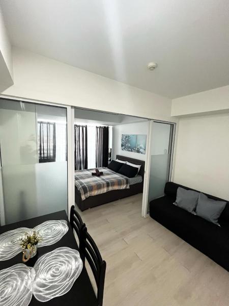 Azure Staycation By Casa Lepap - Las Piñas