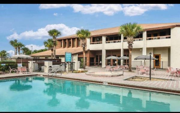 Orlando Oasis 2br Disney Parks Fast Wi Fi Pool Gym Free Parking Workspace Free Cable Near Universal Studios - United States