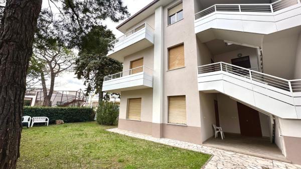 M018 Marcelli, Trilocale Con Giardino Dx - Numana