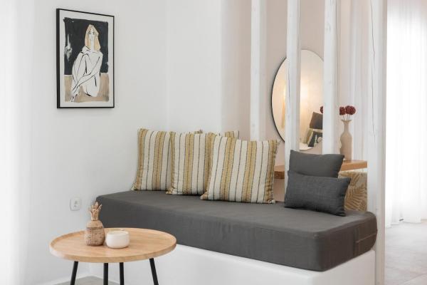 Caramelia Suite - Naxos