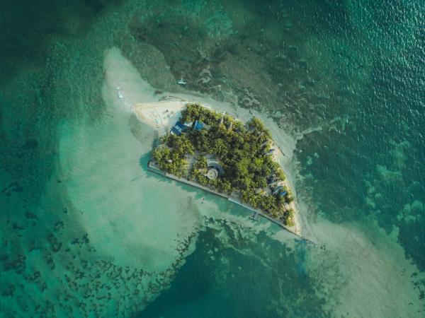 Isla Corona - Rosario Islands