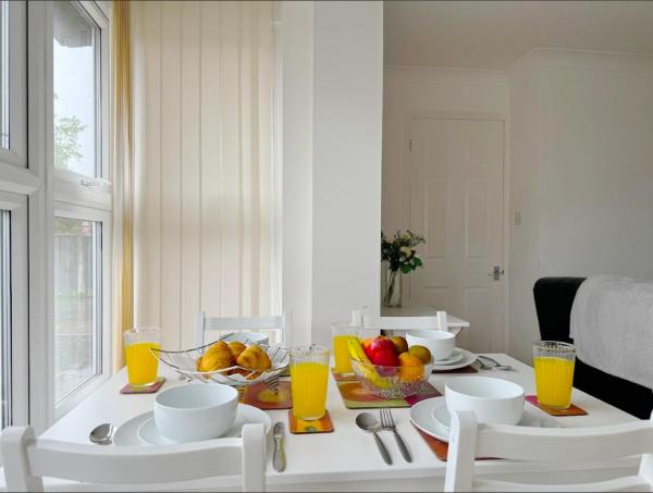 Cedar West Suites - Chelmsford