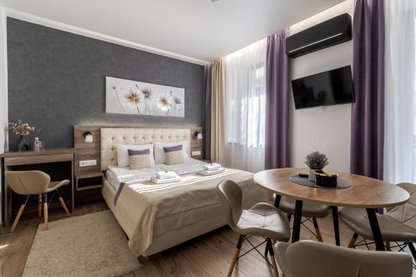Demar Apart Violet - Lviv