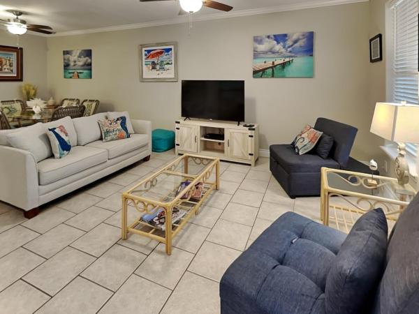 3 Sheets To The Zin - Port Aransas, TX