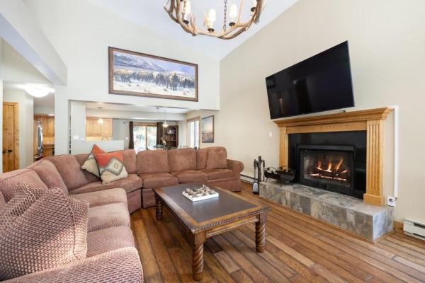 Perfect Vail Beaver Creek Family Mountain Home Base - Avon, CO