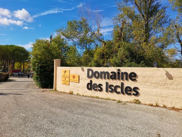 Mobilhome Dans Camping 3 éToiles En Provence - Lourmarin