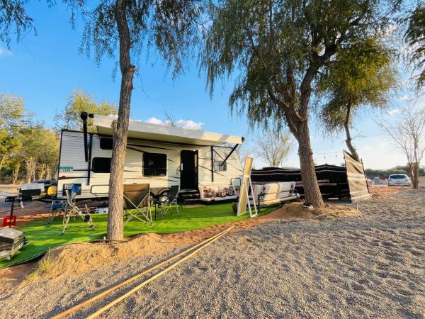 Rehla Rv Camper Van - 阿爾艾茵