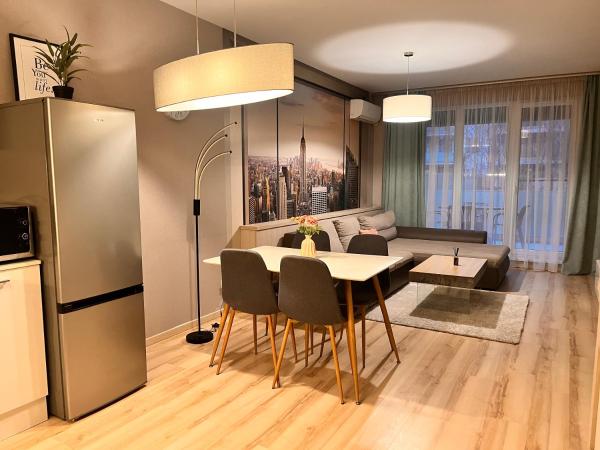 Corvin Luxury Apartment For Groups And Families - Budapest