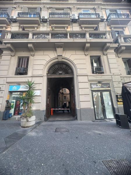 Santa Lucia 15 Apartament - Napoli, İtalya