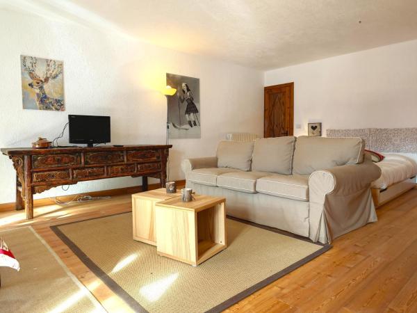 Hostdomus - Castle Apartments - Abriès