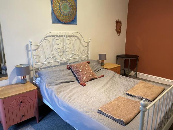 Apartment Close To Pavilion Gardens - Buxton, UK