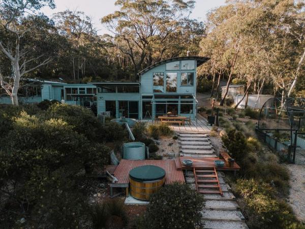 Wildacres Luxe 40 Acre Australian Bush Escape With Private Cliffs - Blue Mountains
