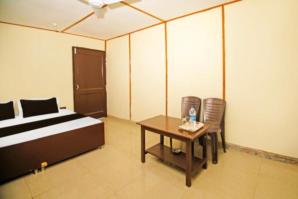 Hotel Kalka And Restaurant - Patnitop