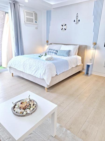 Luxury Coastal Suite, Grand Canal View - Makati