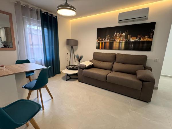 Apartamento Asia - Amplio, Céntrico Y Muy Luminoso - Almansa