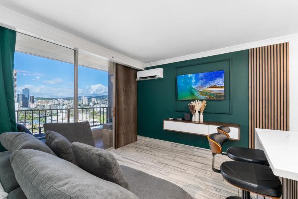 Modern Suite Free Parking View Ac King Bed Kitchen - Honolulu