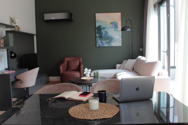 Sunlit Serenity Designer's Dream - Istanbul