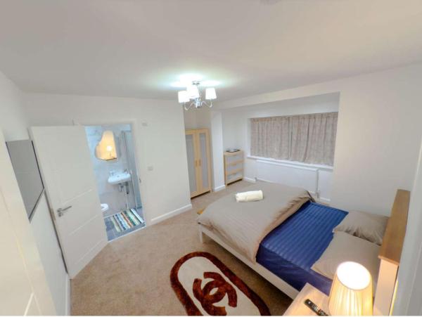 Cozy Ensuite Room 1 - Dagenham