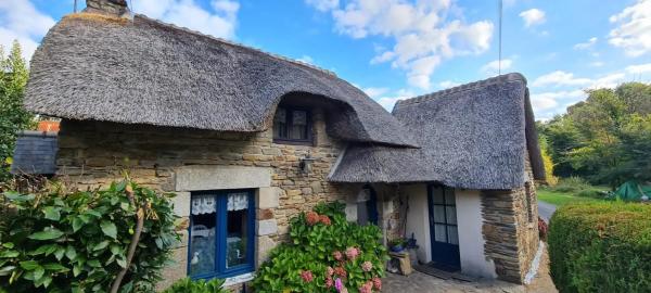 Maison Paisible à Moëlan-sur-mer Avec Jardin Et Barbecue - Bannalec