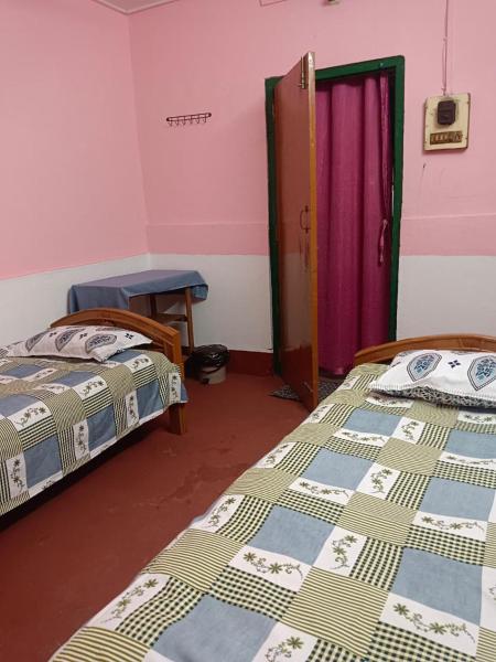 New Minakshi Lodge - Guwahati