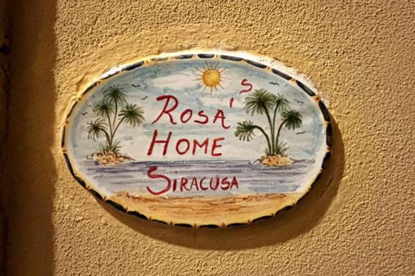 Rosa's Home - イタリア シラクーザ