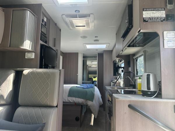 Comfortable Country Rv Campervan Stay - Wairarapa