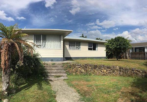 Served 3-bedroom House A Including 5 Double Beds, 1 Single Bed, And 2 King Sofa Beds - Rotorua