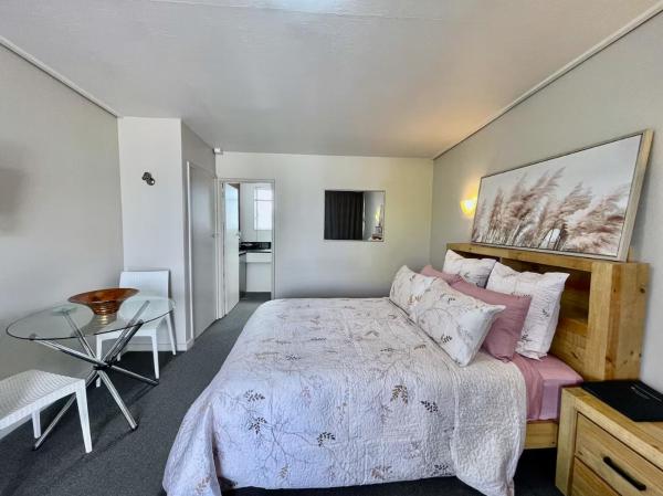 Heart Of Christchurch City Studio - Christchurch
