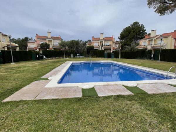 Casa Adosada Familiar Con Jardín, Barbacoa Y Piscina En Zona Tranquila De Miami Playa - Es-9-162 - Mont-roig del Camp