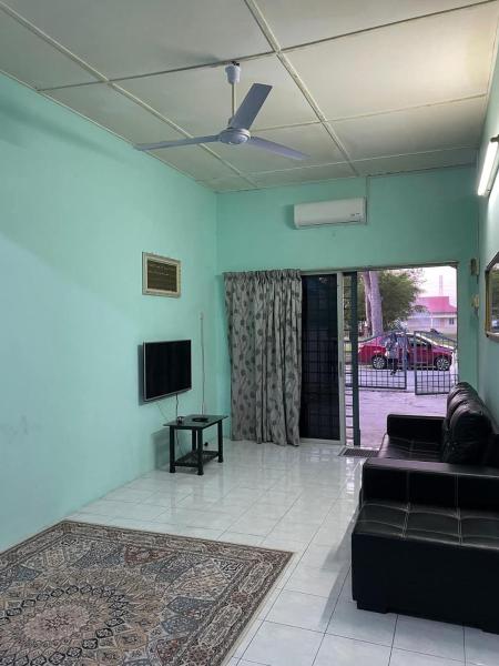 Teratak Bonda Homestay Seri Iskandar - Seri Iskandar