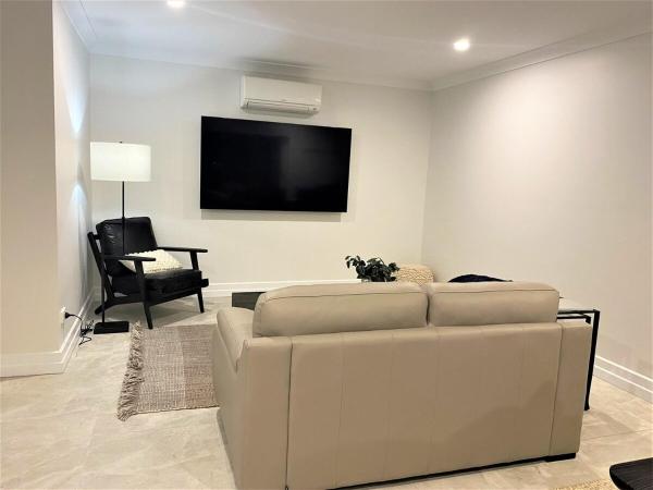 Stunning Private Unit With Pool Hosted By Homestayz - Brisbane