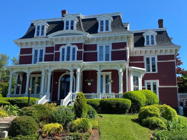 Blomidon Inn - Wolfville