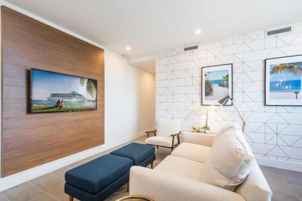 Stylish 2br Apt 5min Walk To South Beach - Miami Beach, FL