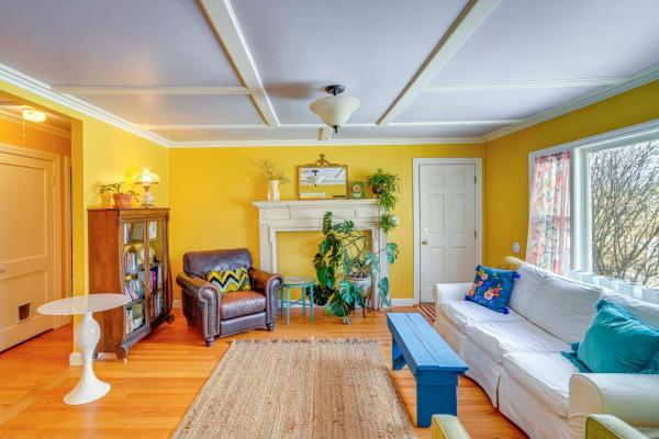 1 Mi To Dtwn Beautiful Home In Williamstown! - North Adams, MA